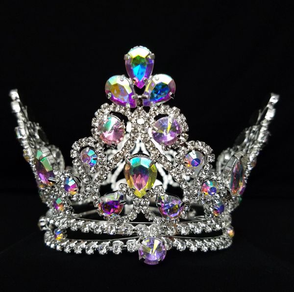 Avery Round Crown