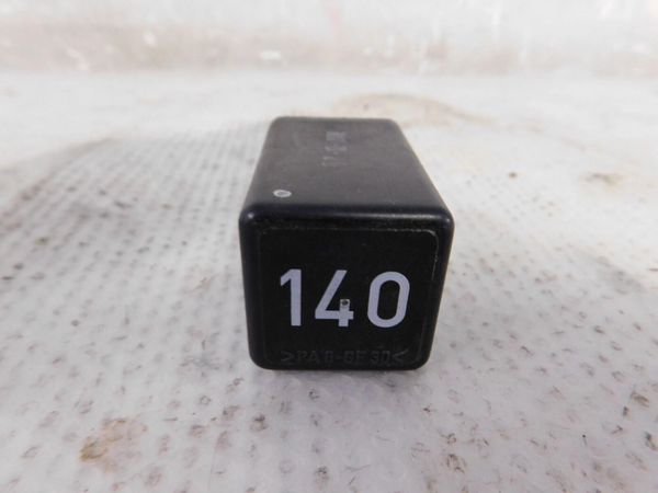 1999-2003 Volkswagen Eurovan Rialta AC Air Conditioner Relay Fuse OEM 99-03