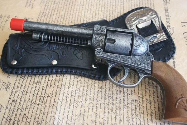 Italian Cap Gun Pistol with Holster