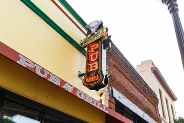 Buffalo Pub and Grill