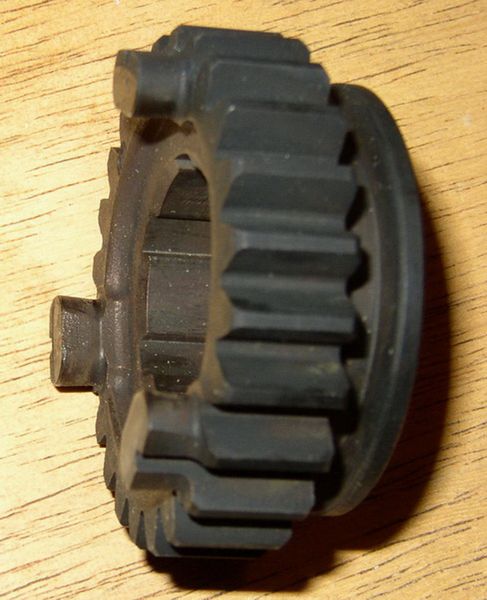 4399 0010 : Gear, Output 5th