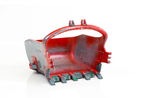 1/50 Weathered Red Esco 155 Cubic Yard ProFill Dragline Bucket