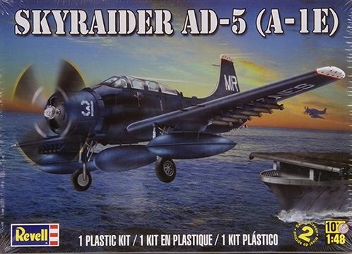 AD5 (A1E) Skyraider Aircraft (Revell 5327)