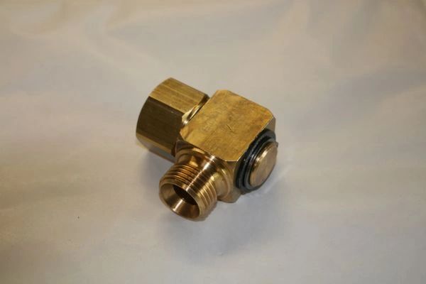 90 DEGREE SWIVEL CONNECTOR FOR HOSE REEL
