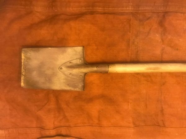 Original Flat Nose WW1 German Spade
