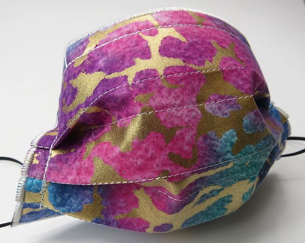 Social Mask-Golden Waters