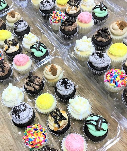 Mini Cupcakes - Assorted 12 Pack