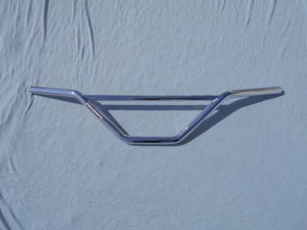 Chrome Kos Style BMX Cruiser Handlebar - No Knurl 30"