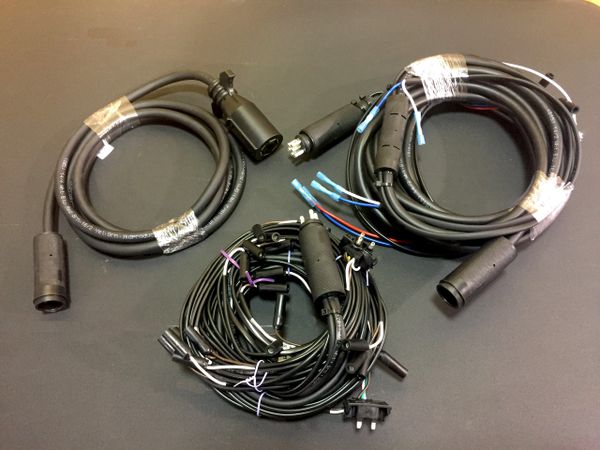 20'+5' AUTOMOTIVE GRADE WIRE HARNESS W/ 7 WAY PLUG