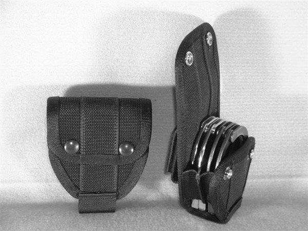 Double Handcuff holder with snaps - belt mount - 801 Peerless