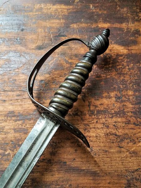 SOLD American Revolutionary War officer's short saber by Thomas Gill ...