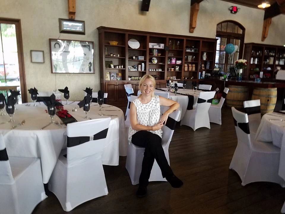 Satins and Sashes - Linen Rentals - St. Louis, Missouri