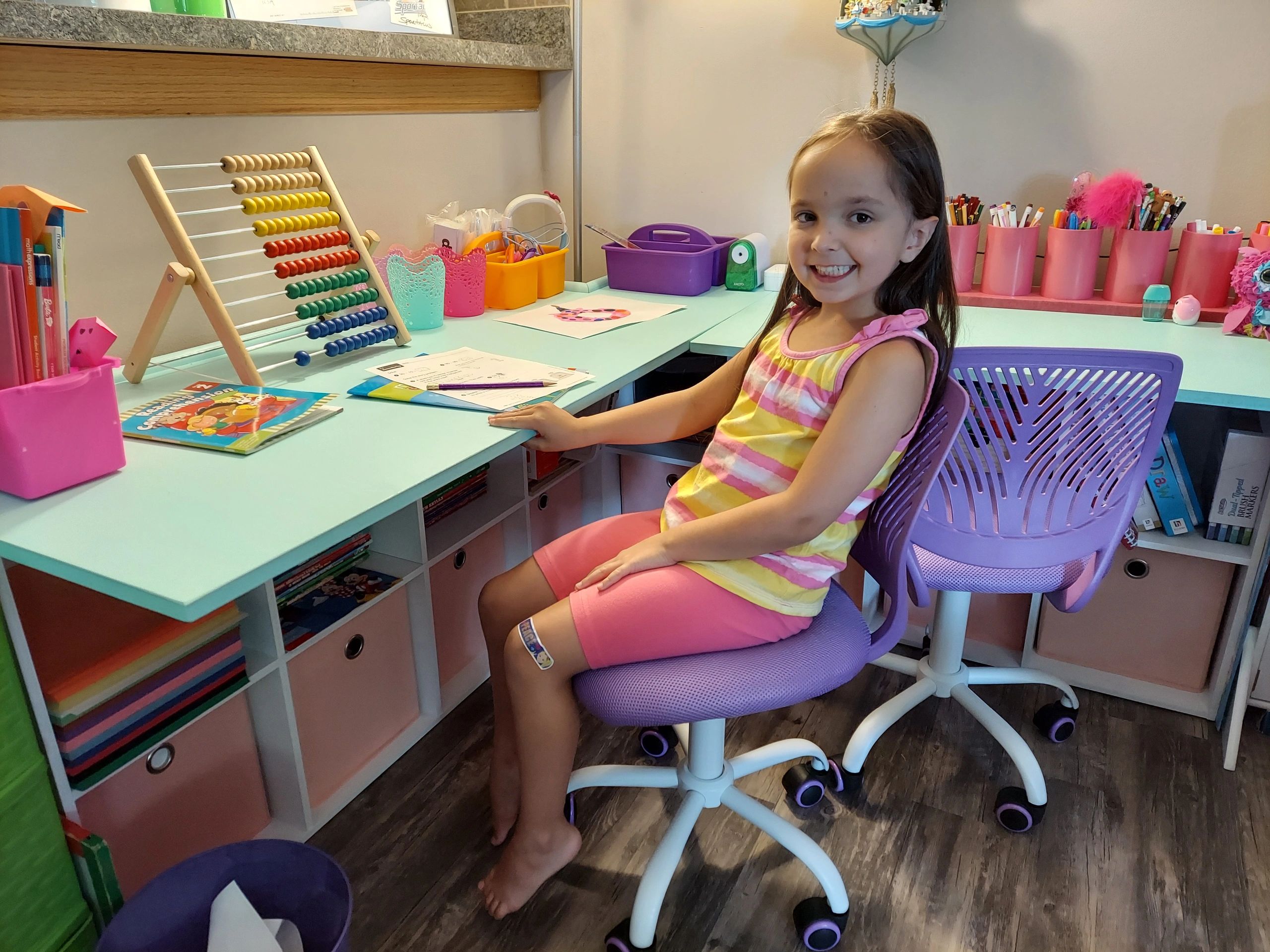 Building a kids' corner desk at home