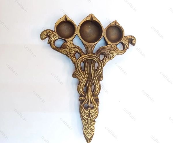 Antique Brass Arathi Lamp