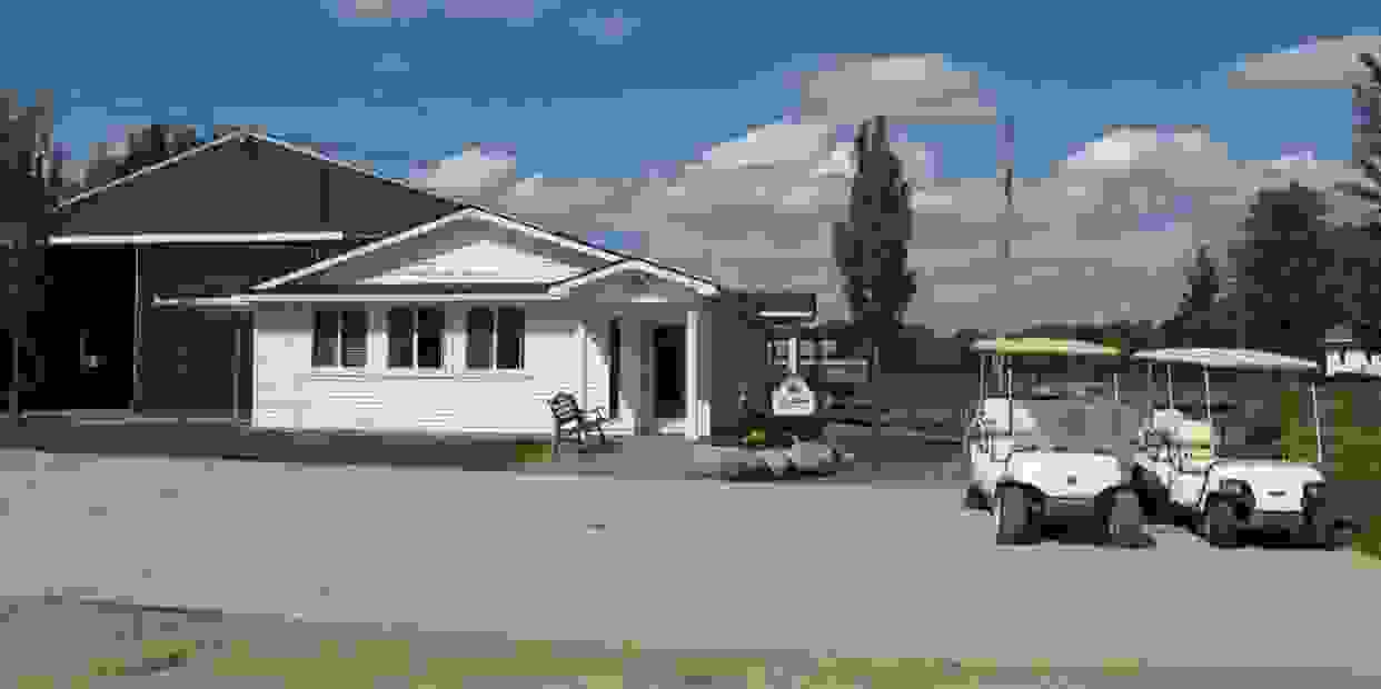 Sells Trees, Grand Blanc, MI | Baldwin Tree Farm