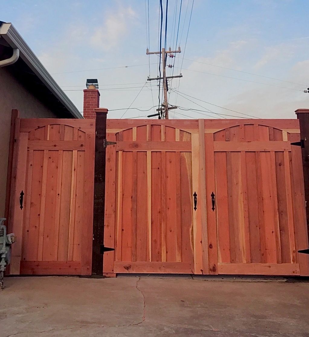 Double Gates | superbuilders