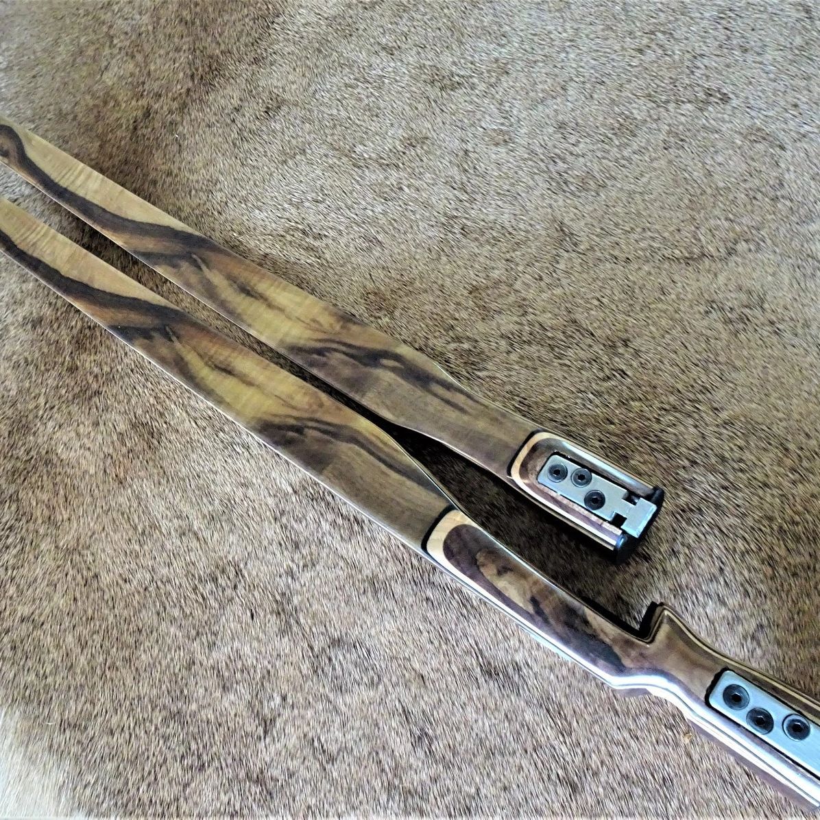 Custom Longbows and Recurves