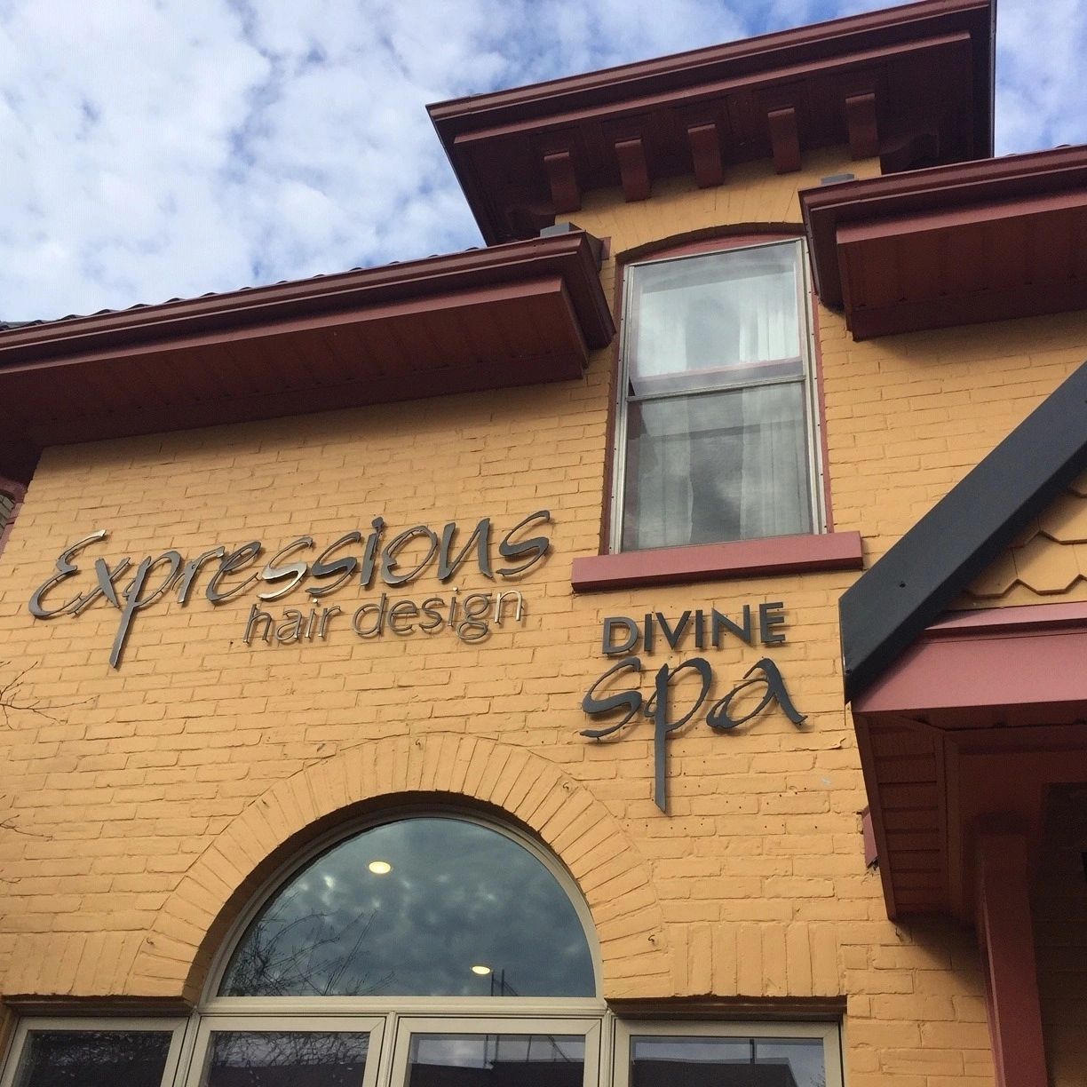 Expressions Hair Design