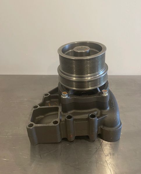 Cummins 3692908 Water Pump ISX 3692937 NEW NO BOX! FREE SHIPPING! | Far ...