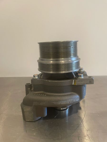 Cummins 3692908 Water Pump ISX 3692937 NEW NO BOX! FREE SHIPPING! | Far ...