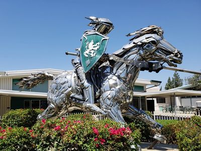 Home of the Lancers | Thousand Oaks Track and Field