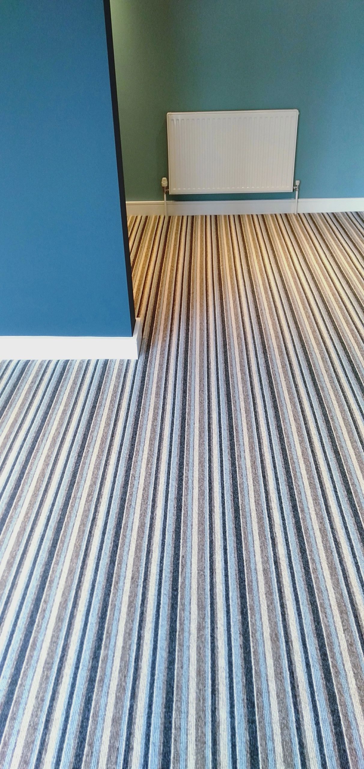 Grants flooring - Carpets and Flooring, Vinyl