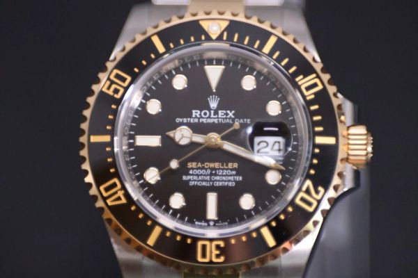 2022 ROLEX Sea-Dweller 43mm 18k Gold & Steel, Ref: 126603, Full Set ...