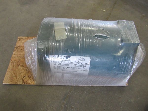 NEW Reliance 1 HP, 3 PH, FB56C Frame, SXE Plus Duty Master AC Motor (ID ...