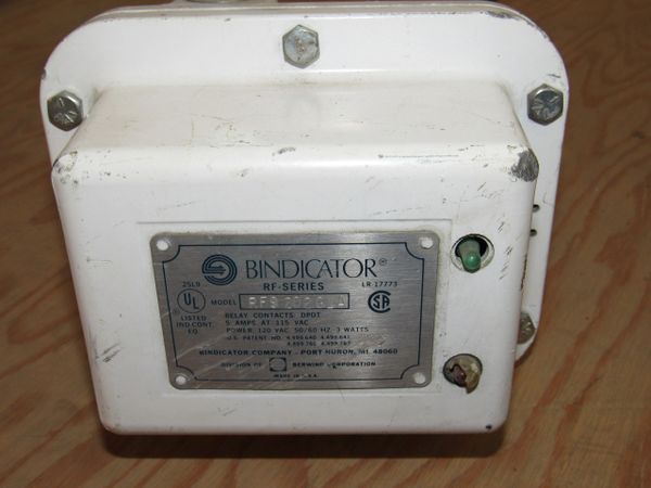 Used Bindicator RF-Series w/Paddle (M/N: RF9202G1A)