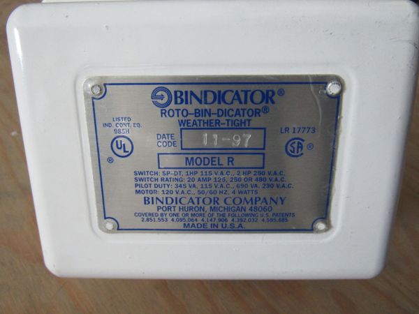 SOLD**** NEW Bindicator Weather Tight Roto-Bin-Dicator (M/N: R)