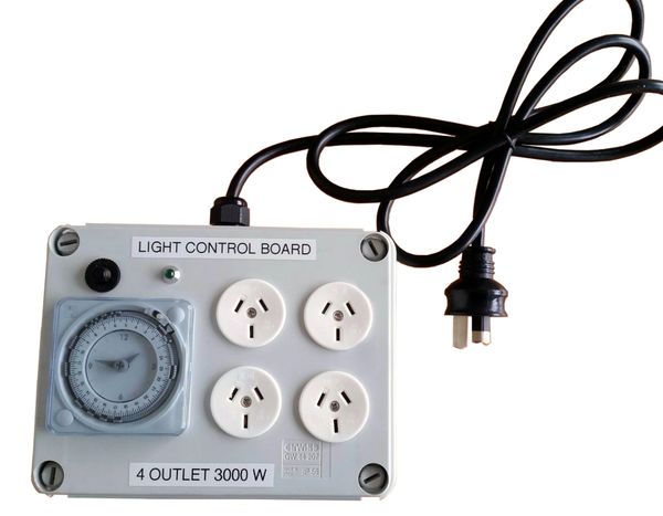 4 outlet control board
