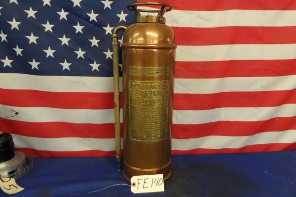 FE140 The Queen Soda Acid Copper Fire Extinguisher