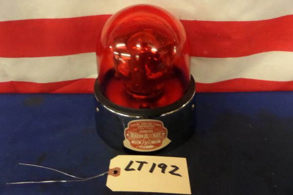LT192 Federal 15A Junior Beacon Ray Red Glass Dome 12 Volt