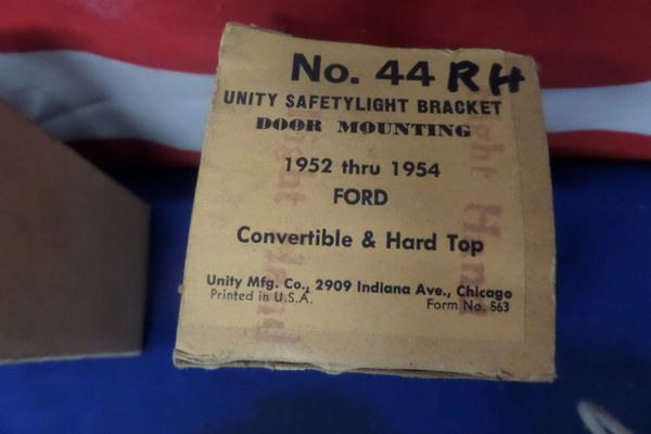 #44RH Unity Mounting / Installation Bracket Kit NOS