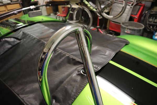 Bolt Less Roll Bar Kit 2 Inch