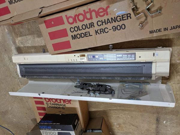 Brother 940 Knitting Machine