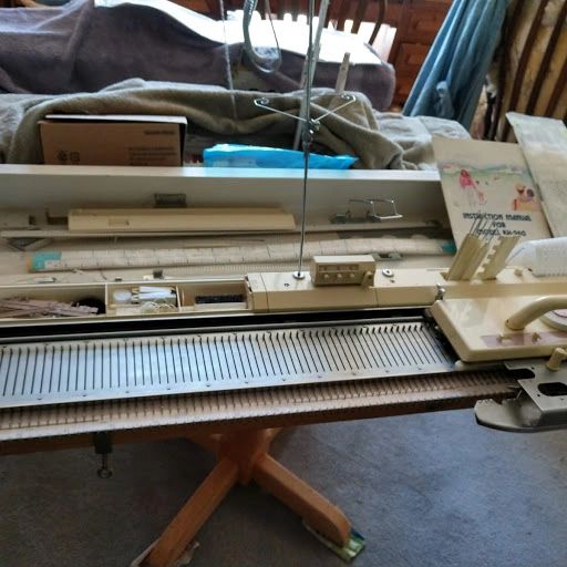 Brother KH260 Knitting Machine & Ribber