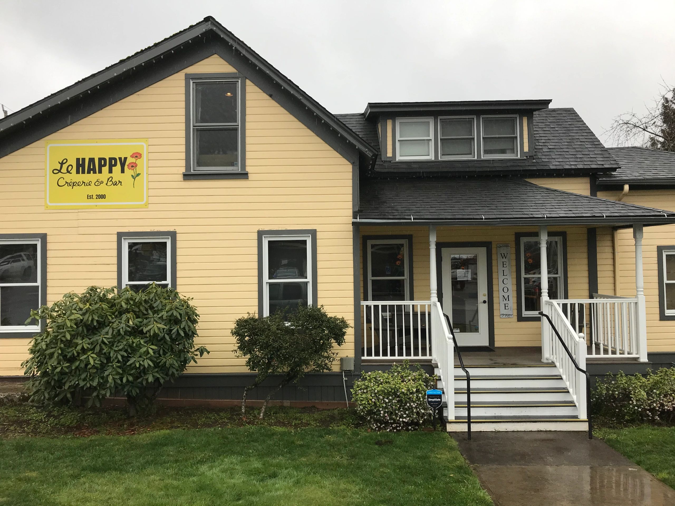 Le HAPPY - Creperie, Cocktails in Portland, Crepes