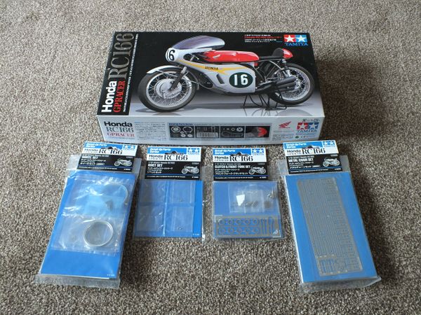 Tamiya 1/12 Honda RC166 GP Racer Model Bike 14113 With ALL DETAIL UP ...