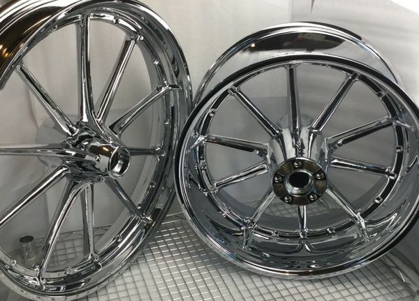 Harley 2013 -24 Breakout Softail OEM Wheels SET axle Custom Chopper ...