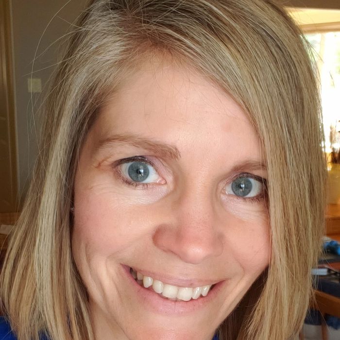 Sara Ashe - Holistic Nutritionist, Facial Analysis