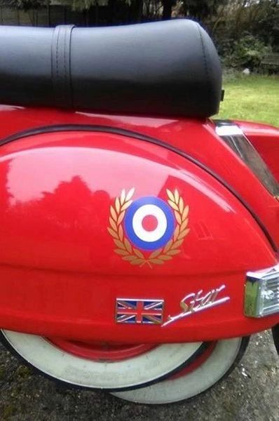 MOD TARGET WITH LAUREL cut self adhesive vinyl decal , sticker