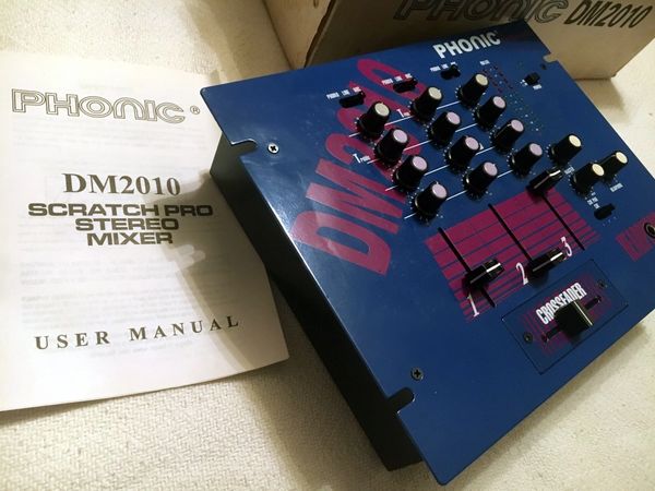 Phonic DM2010 Classic professional DJ Mixer 3 x Phono / Line / Mic inputs