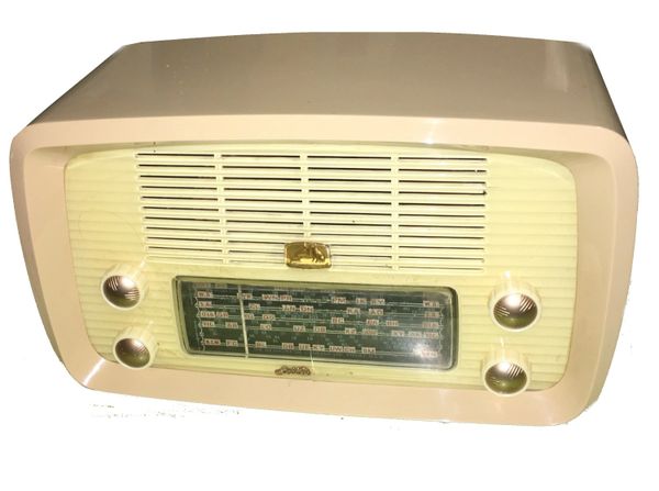 HMV Australia 62-52 1955 Valve Radio