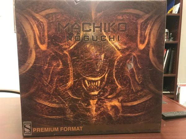 Machiko Noguchi Alien vs Predator Statue