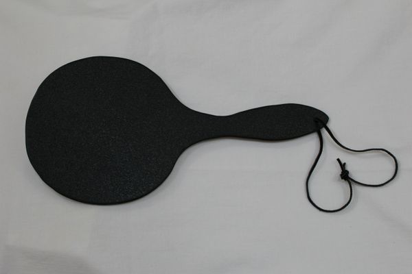 Round plastic paddle