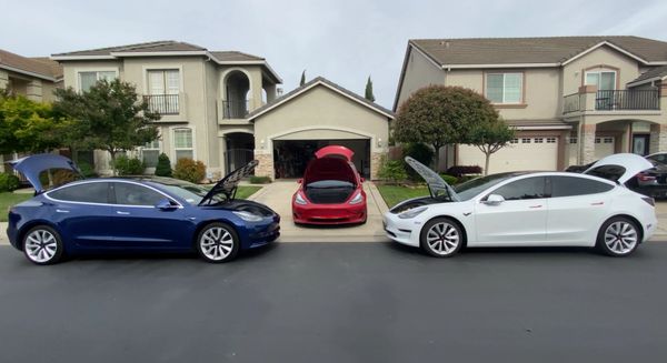 Model 3 Powered Trunk