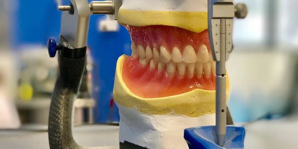 Dentures - Elegance Dental Laboratory | Elegance Dental Laboratory