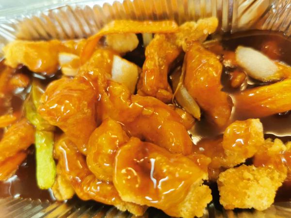 27. Crispy Shredded Chicken in Sweet Chilli Sauce
