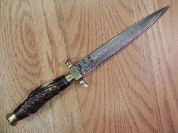 Belt Dagger With Pattern Welded Blade & Stag Grip